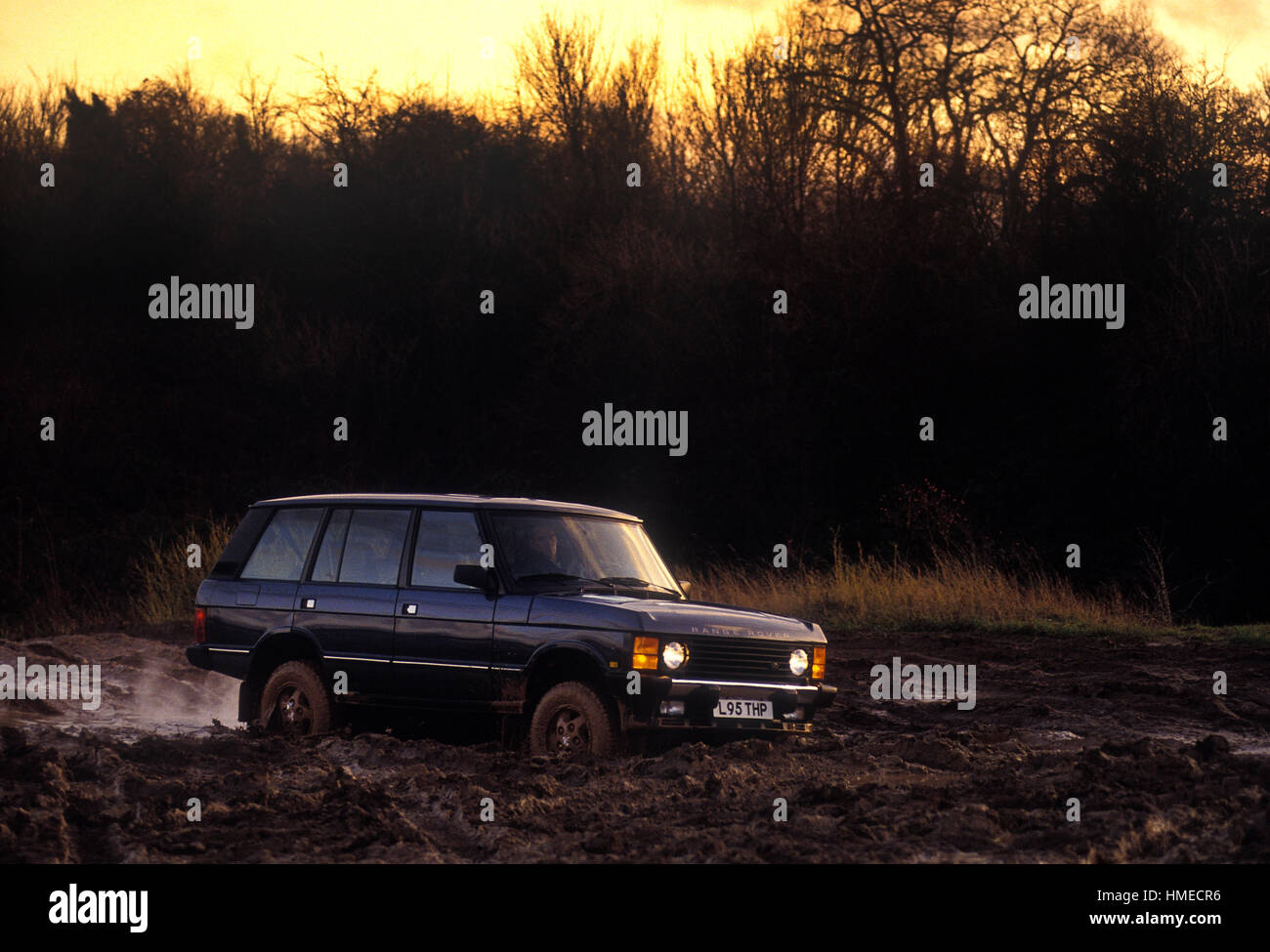 The range rover hi-res stock photography and images - Alamy