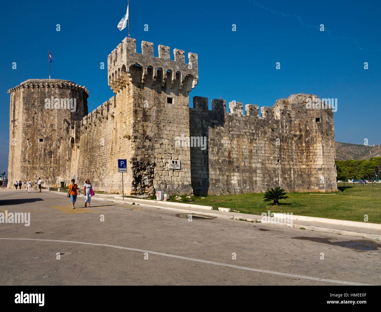 Kamerlengo Castle Stock Photos & Kamerlengo Castle Stock Images - Alamy