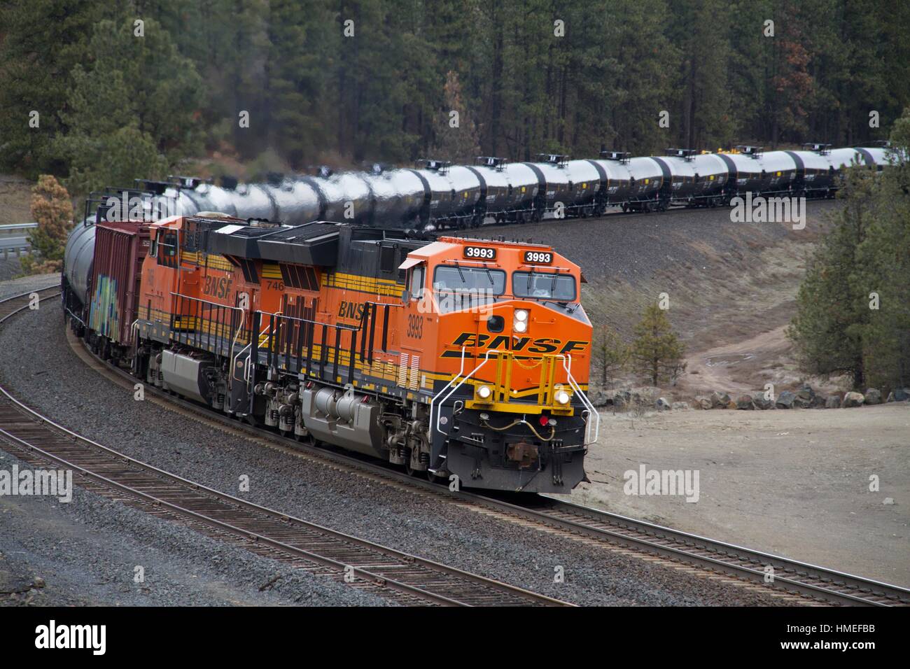 Burlington northern santa fe oil hi-res stock photography and images ...