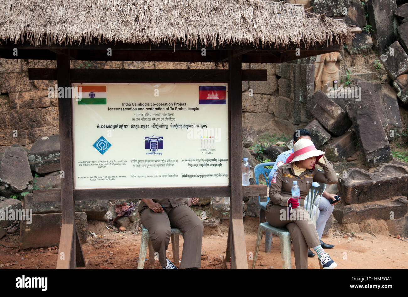 Ta Prohm Entrance Sign with Employees at Siem Reap, Cambodia Stock ...