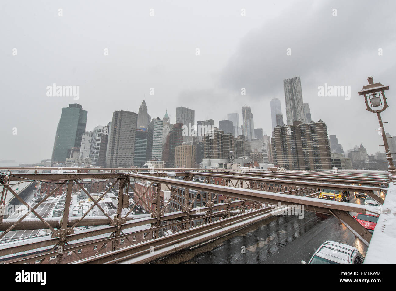 Brooklyn bridge pathway in winter Stock Photo - Alamy