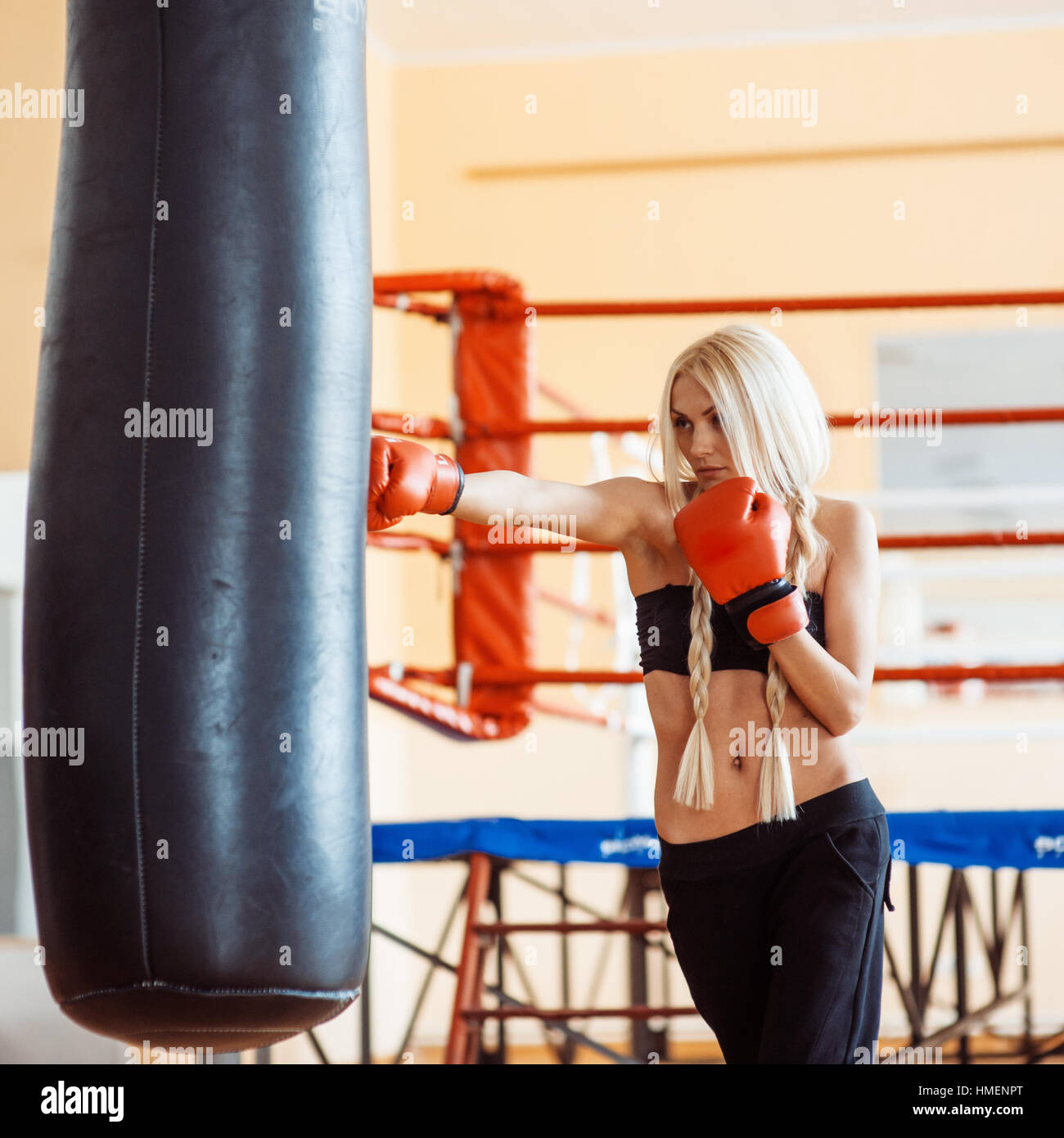 Beautiful fit woman boxing hi-res stock photography and images - Alamy