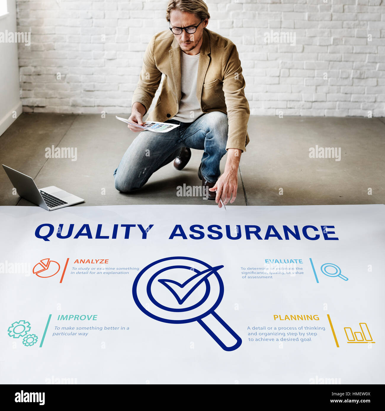 Quality Management Check Icon Concept Stock Photo - Alamy