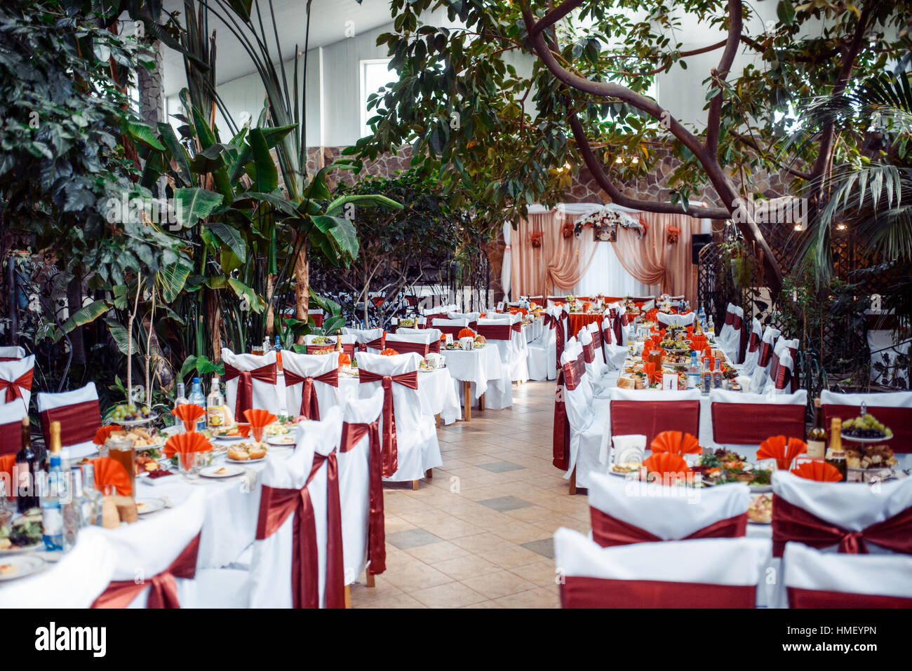 restaurant banquet room Stock Photo - Alamy