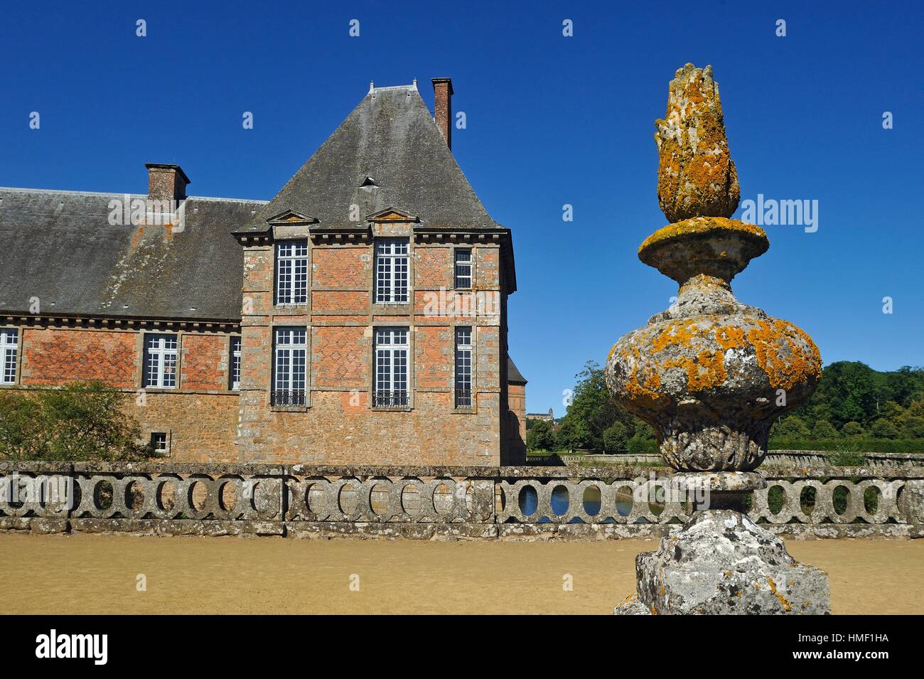 Carrouges chateau hi-res stock photography and images - Alamy