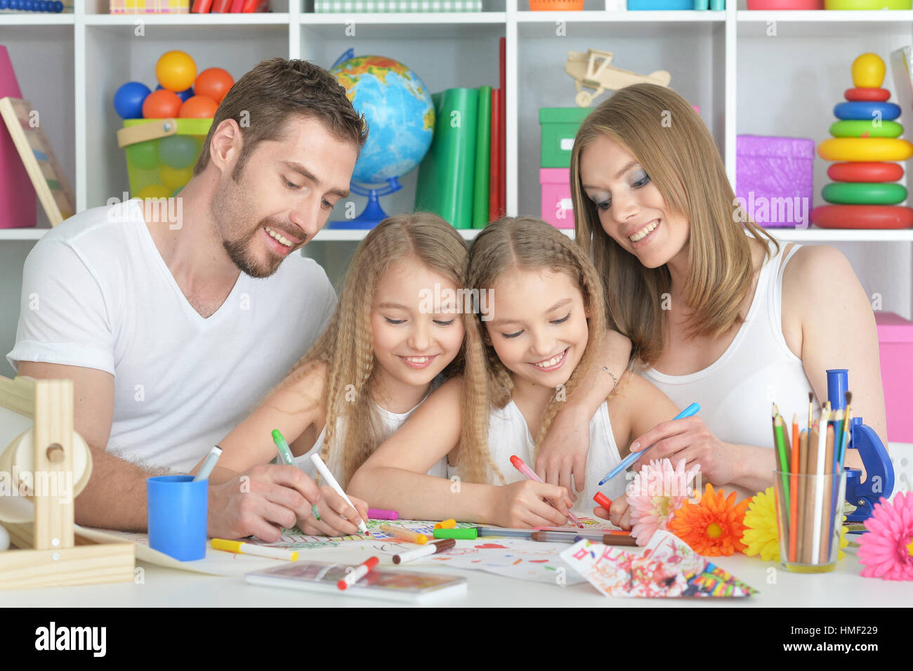 Big children hi-res stock photography and images - Alamy