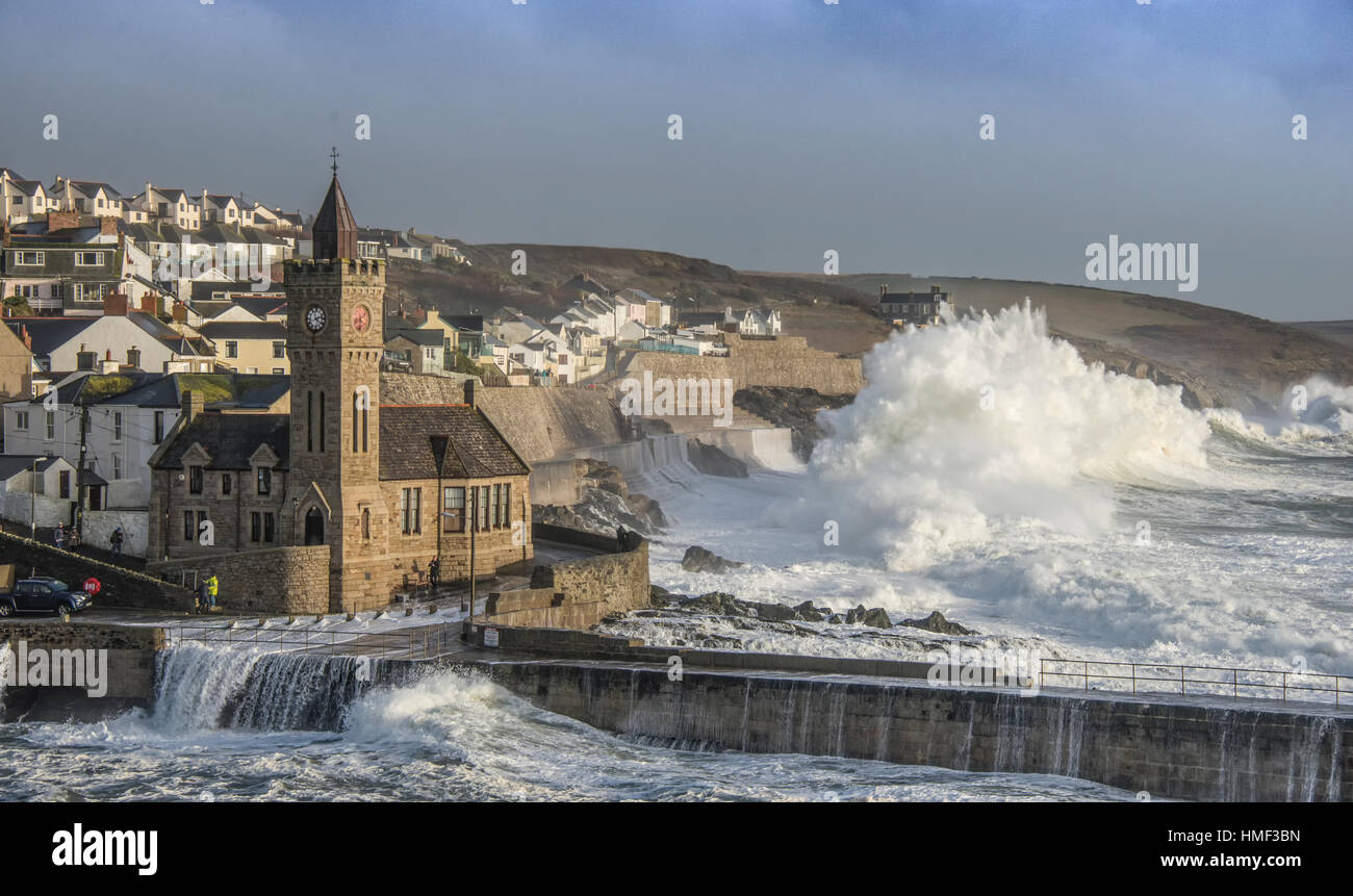 storm in cornwall Porthleven Stock Photo - Alamy