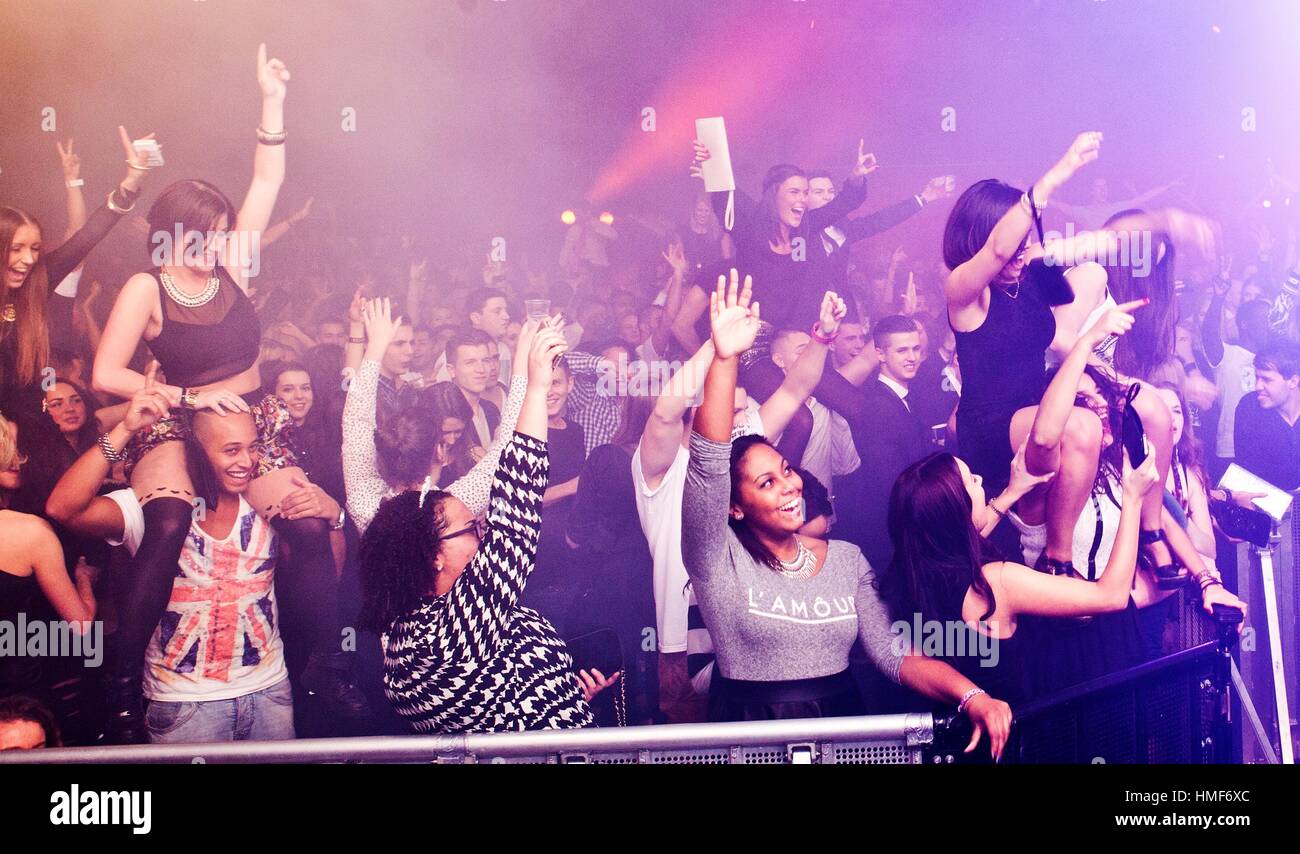 s´ Hertogenbosch, Den Bosch, Netherlands, Fans, exuberant men and women ...