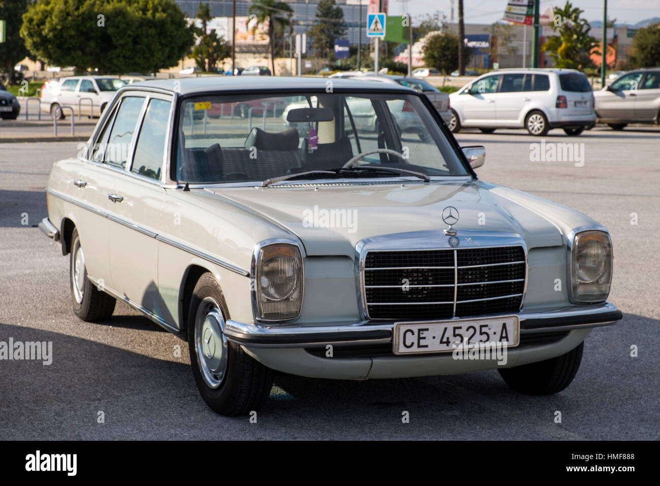 Mercedes w114 115 hi-res stock photography and images - Alamy