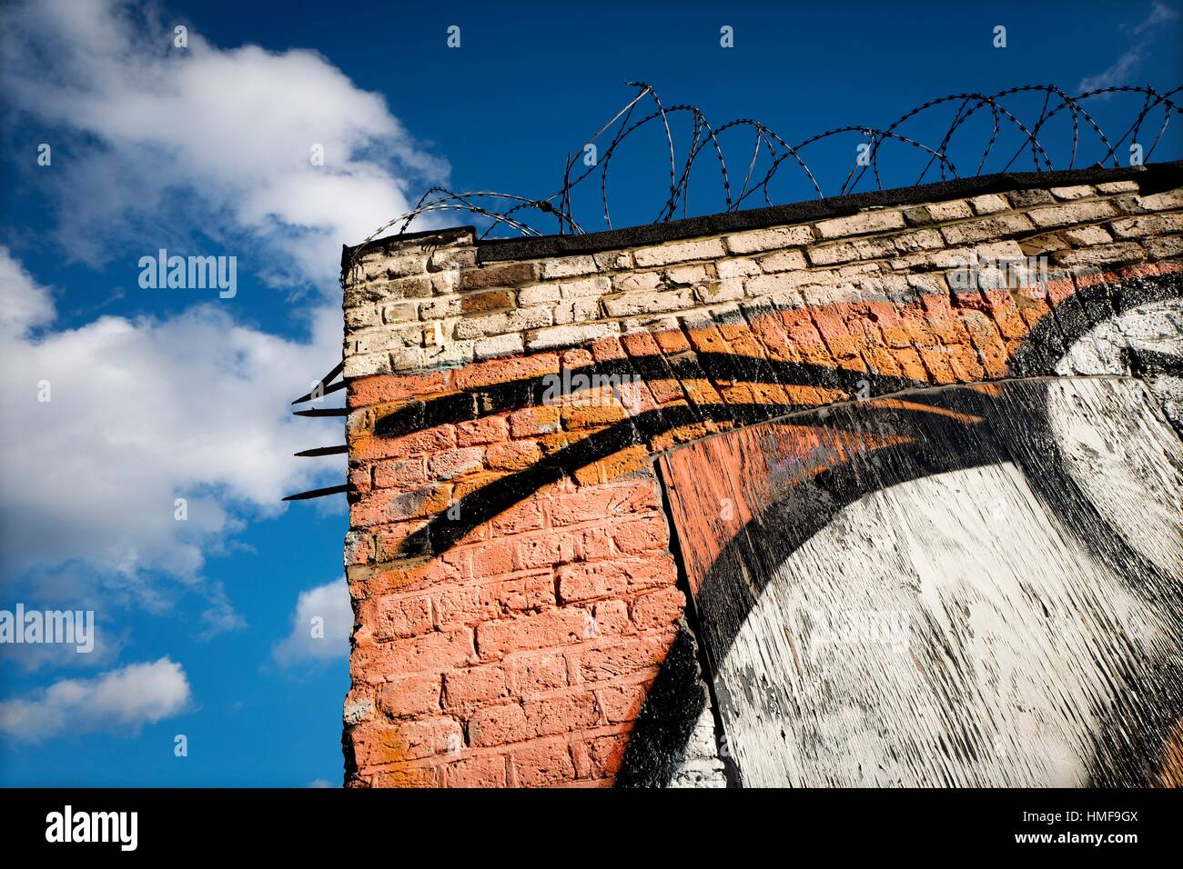 With graffiti barbed wire east hi-res stock photography and images - Alamy