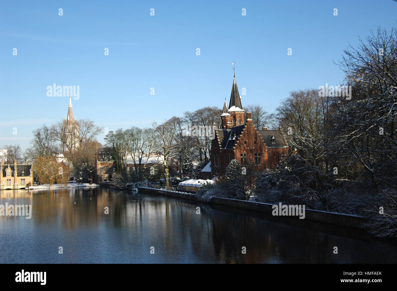 Bruges belgium winter hi-res stock photography and images - Alamy
