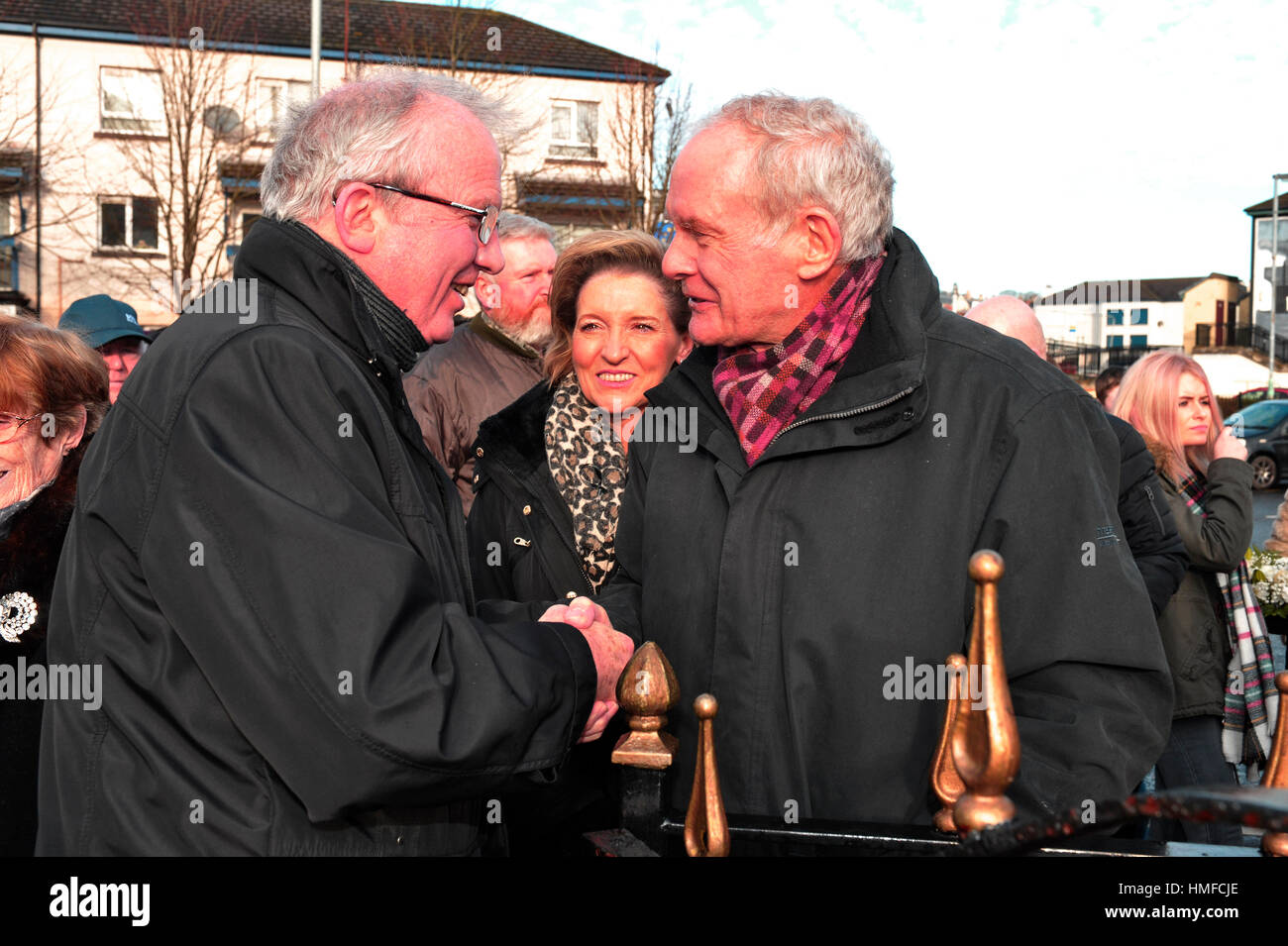 Martin mcguinness hi-res stock photography and images - Alamy