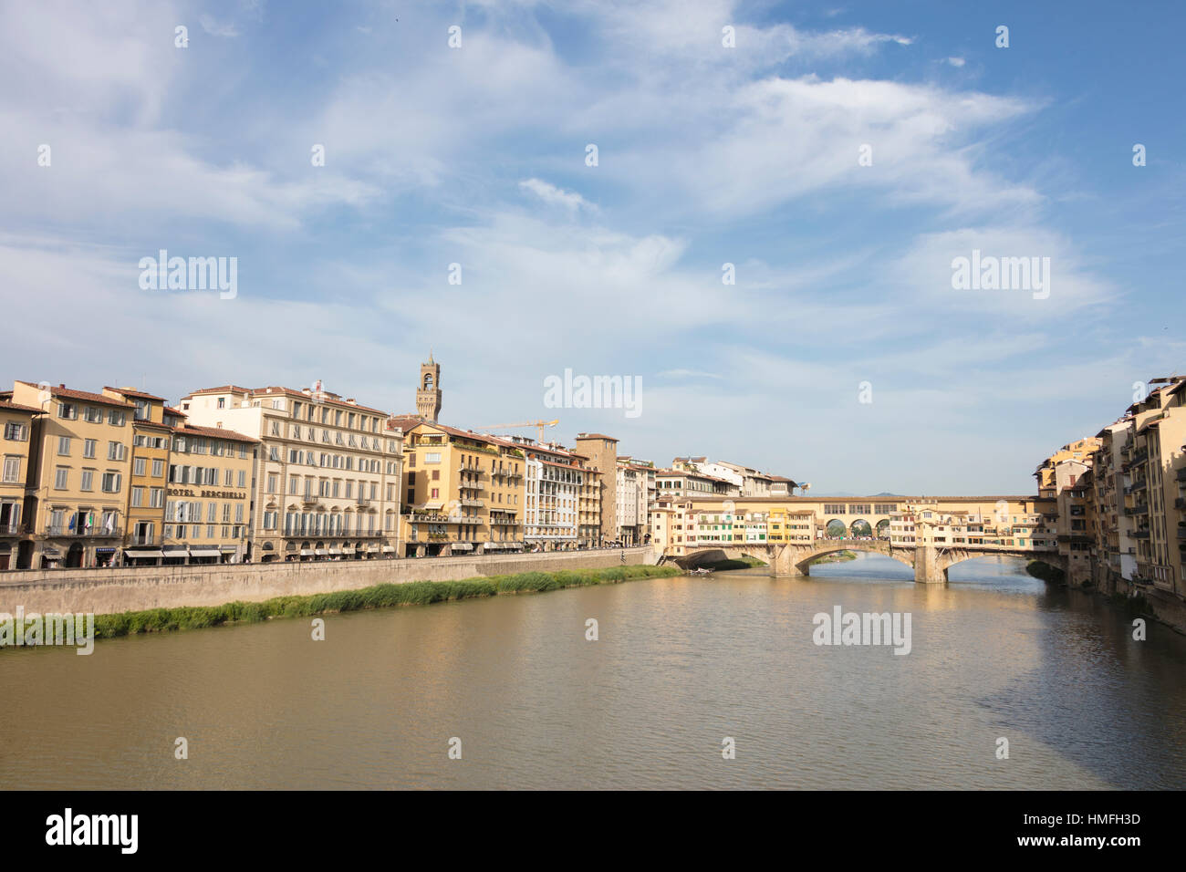 Stone bridge buildings italy hi-res stock photography and images - Alamy
