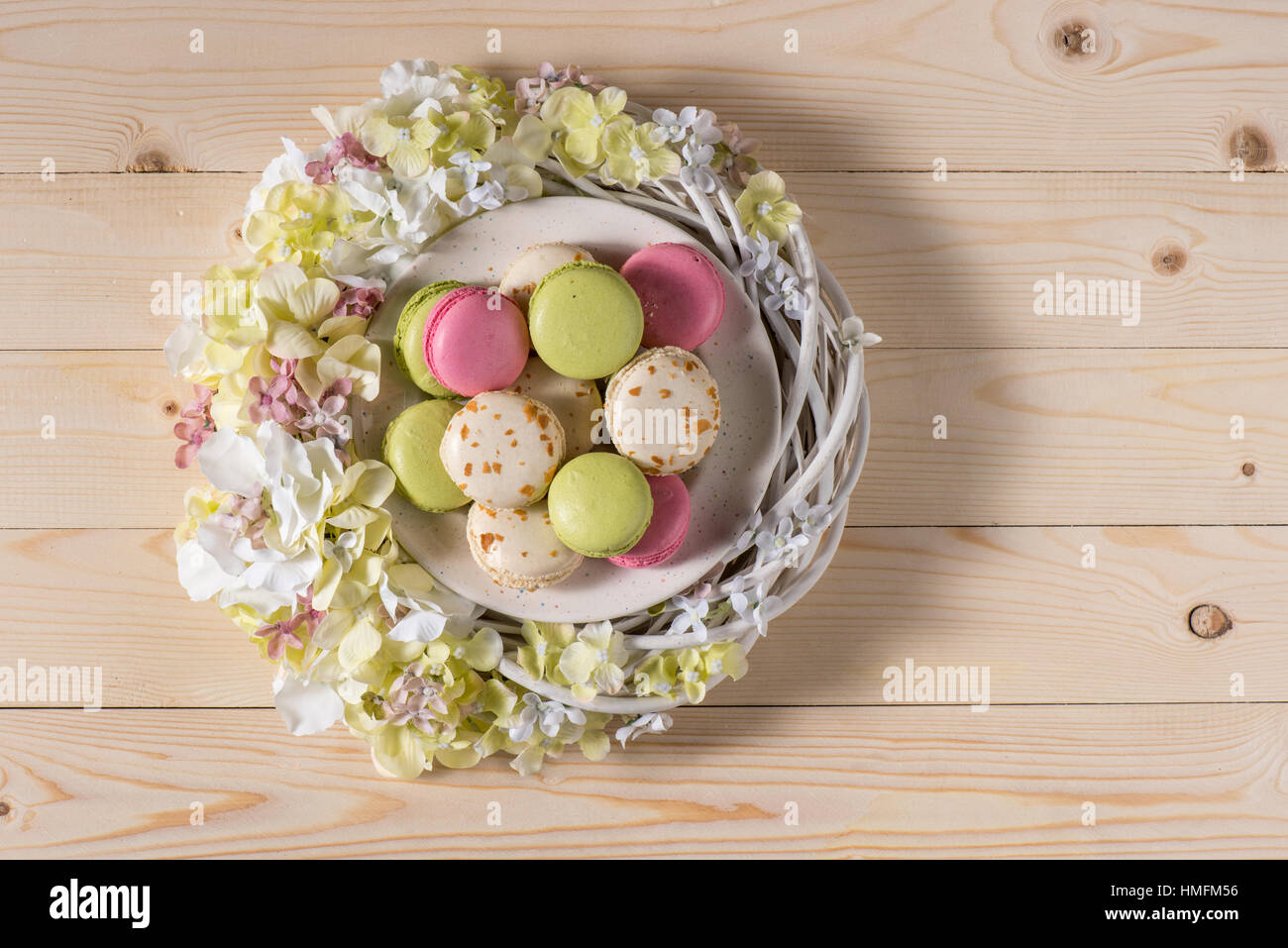 Delicious macarons and flowers Stock Photo - Alamy