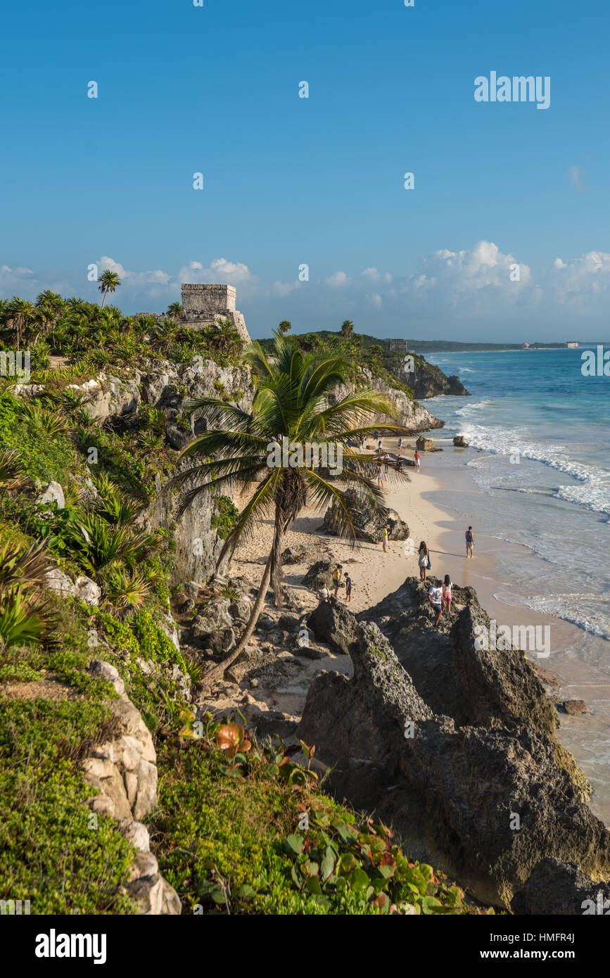 White sand beach and ruins of Tulum, Yuacatan, Mexico Stock Photo - Alamy