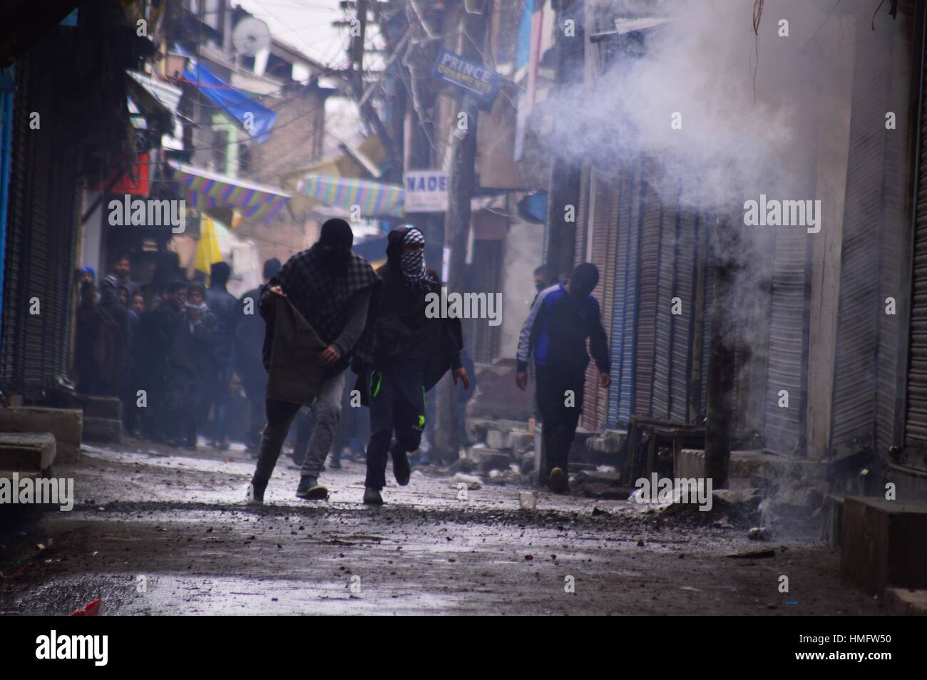 Civilian protesters hi-res stock photography and images - Alamy