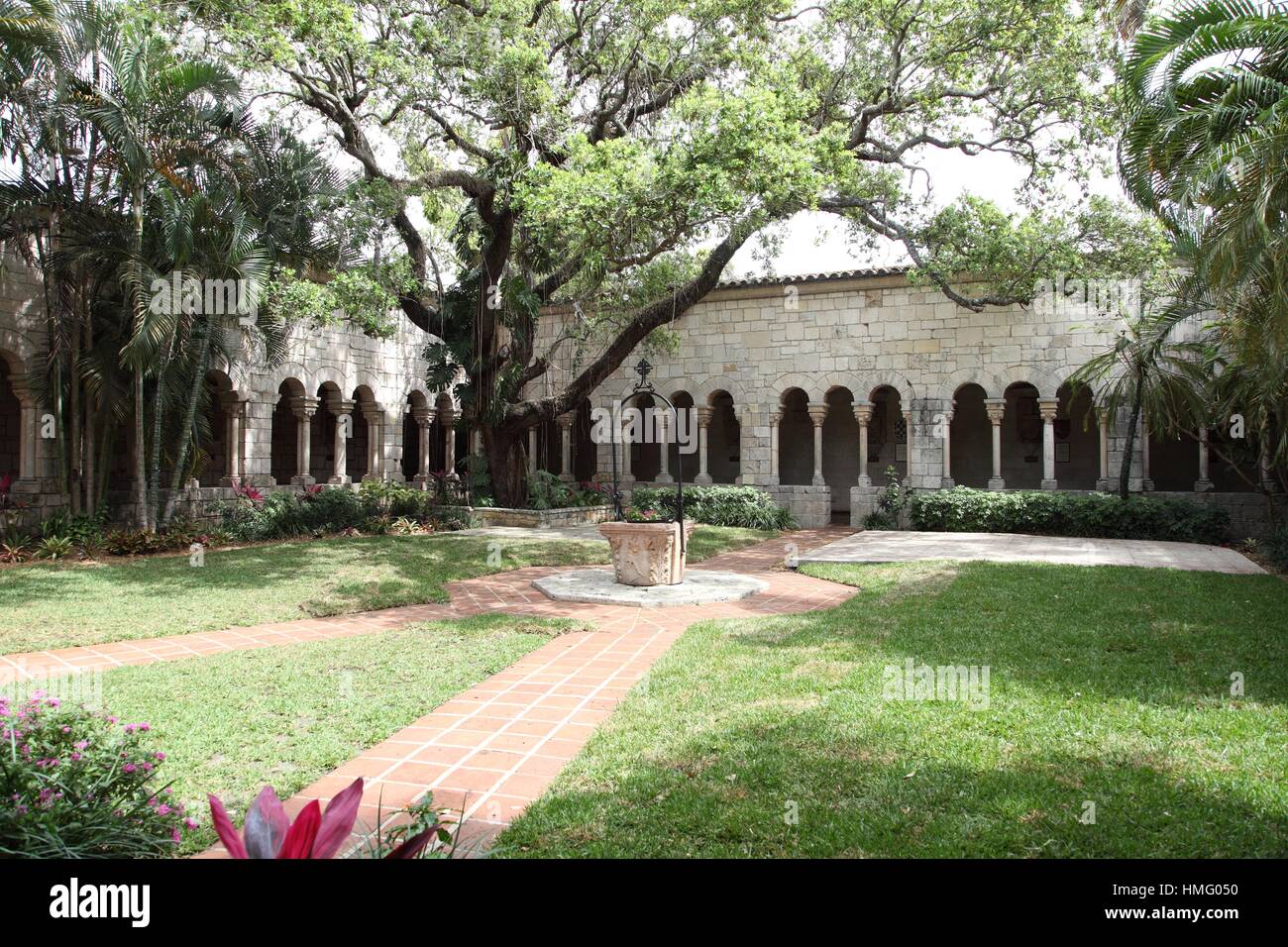 Miami museum interior hi-res stock photography and images - Alamy