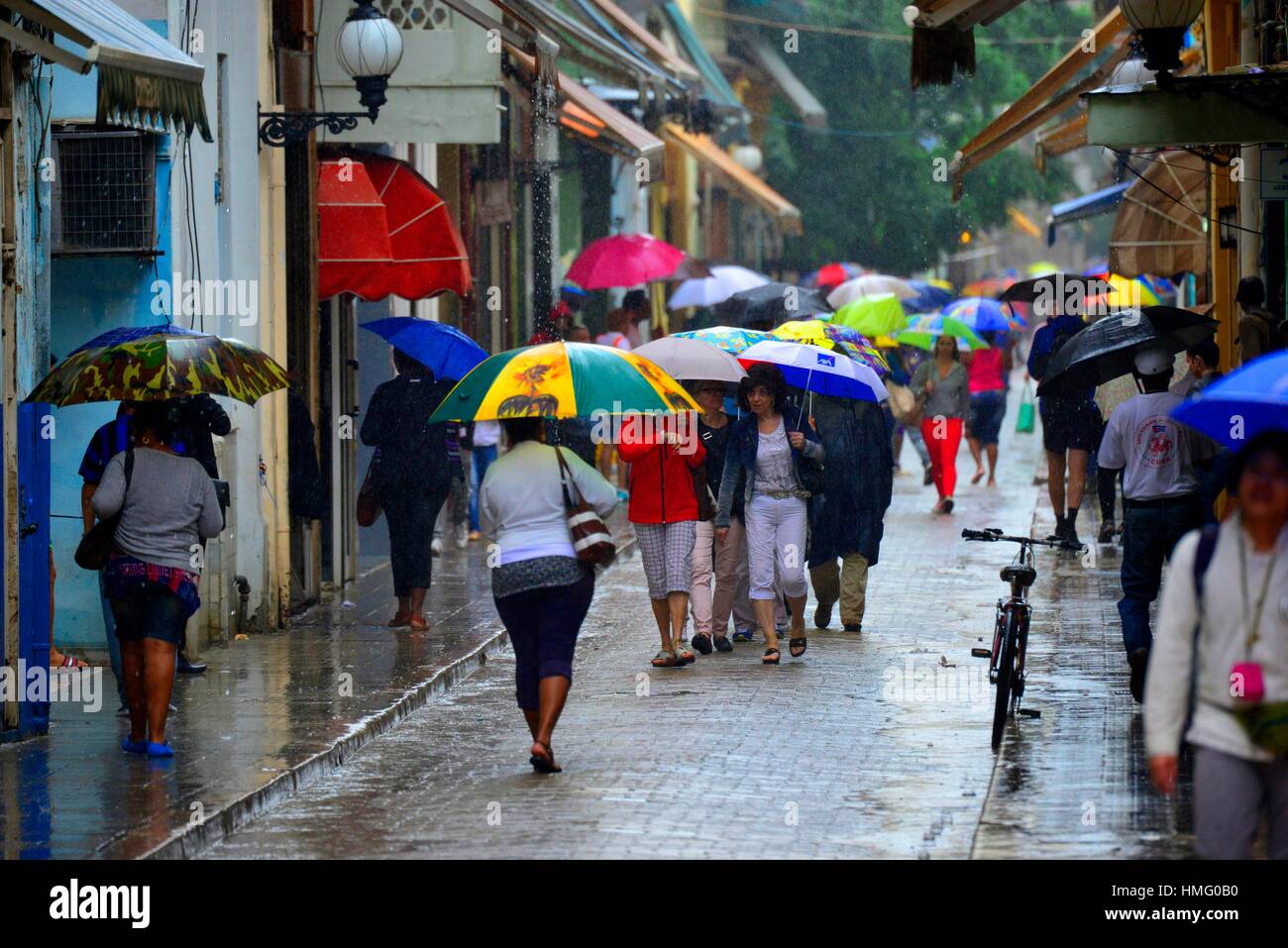 A rainy day in havana hi-res stock photography and images - Alamy