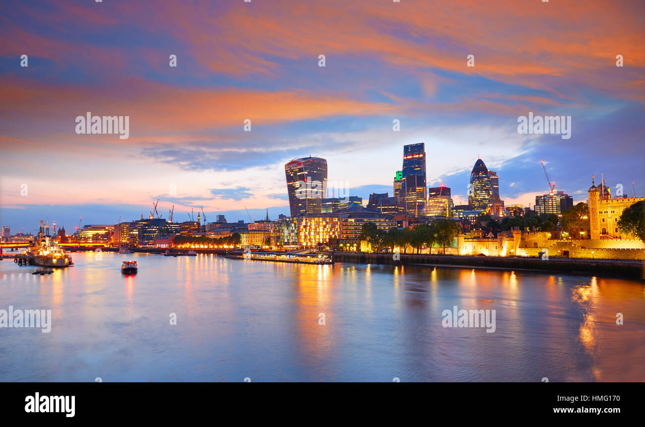 London financial district skyline sunset Square Mile England Stock ...