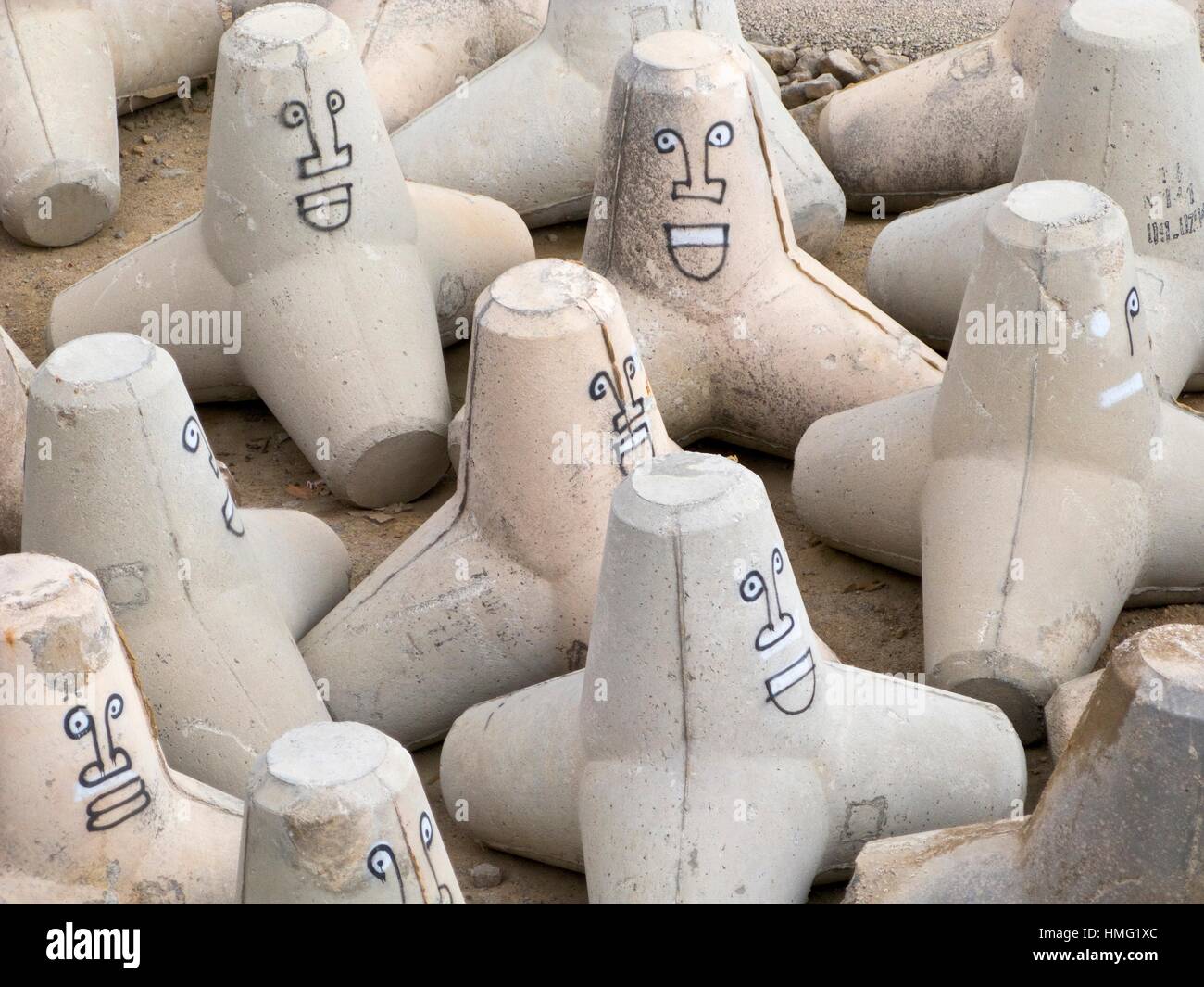 Smiling drawing hi-res stock photography and images - Alamy