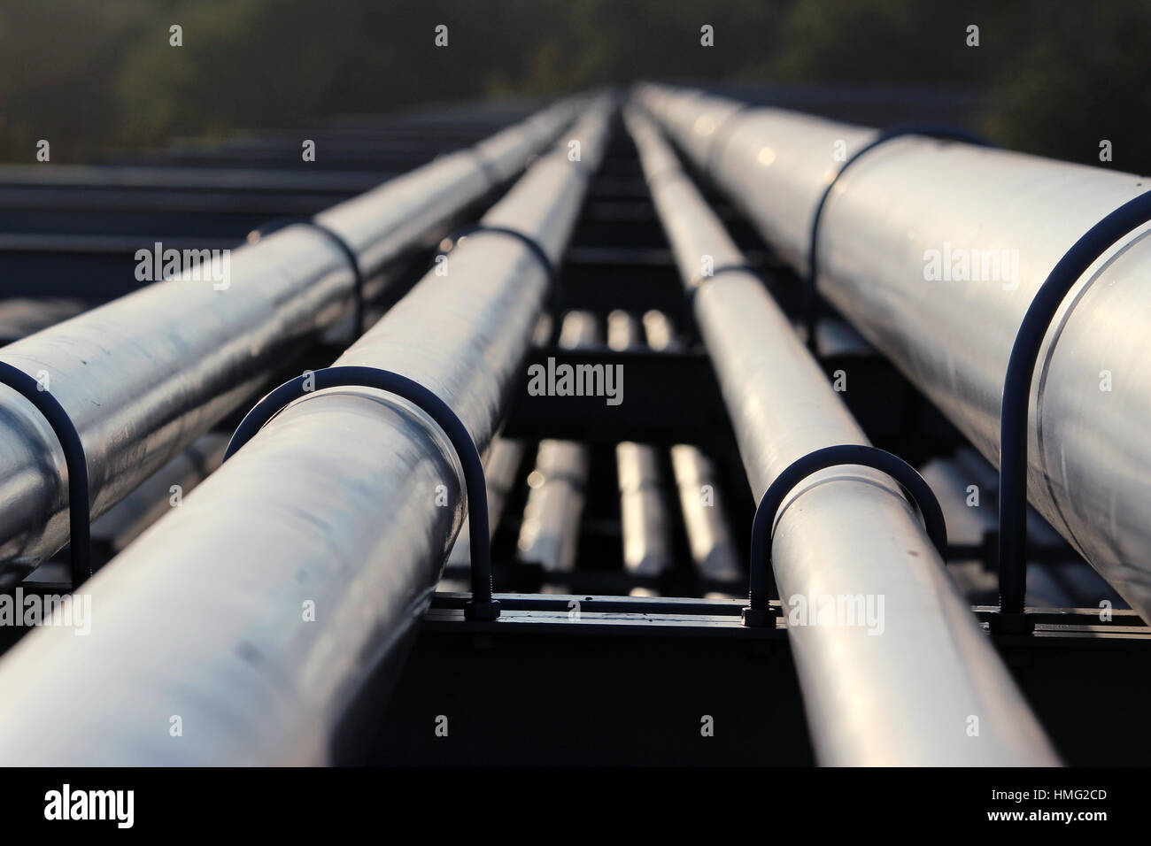 Crude oil pipeline hi-res stock photography and images - Alamy
