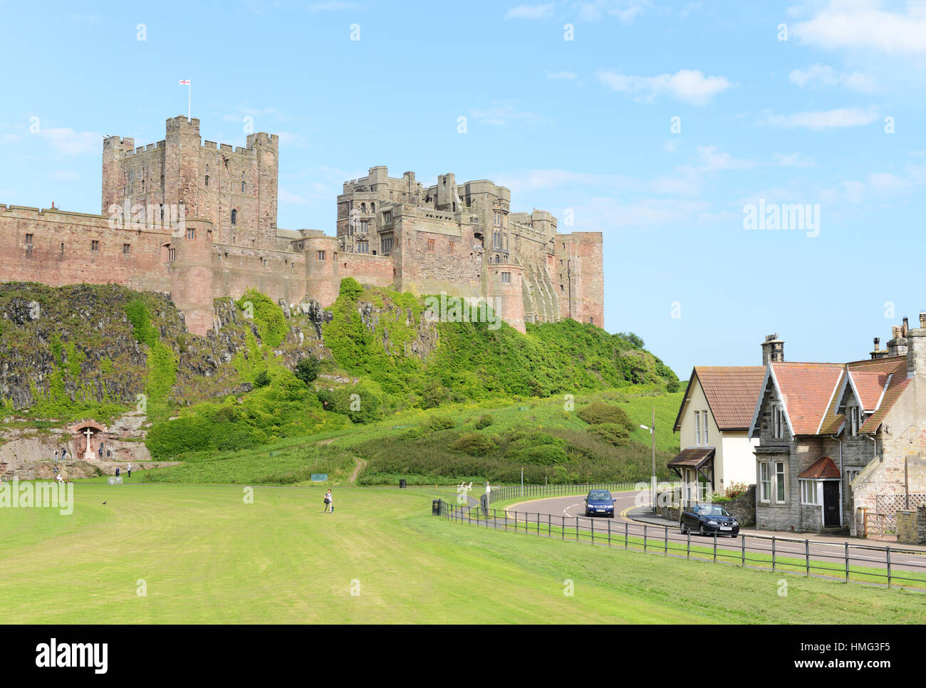 Bamburgh castle bamborough northumberland england hi-res stock ...