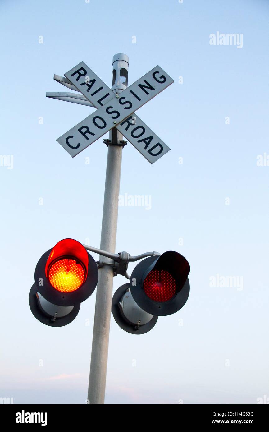 Railroad crossing signal lights hi-res stock photography and images - Alamy
