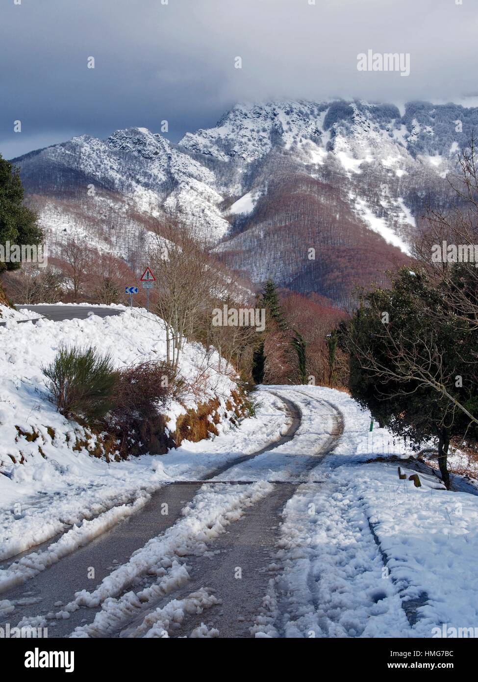 Castellets hi-res stock photography and images - Alamy