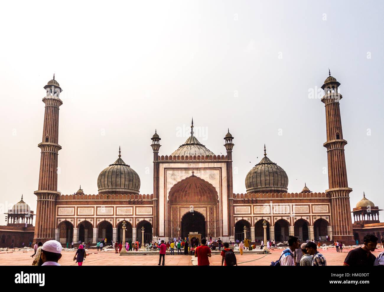 Big masjid hi-res stock photography and images - Alamy