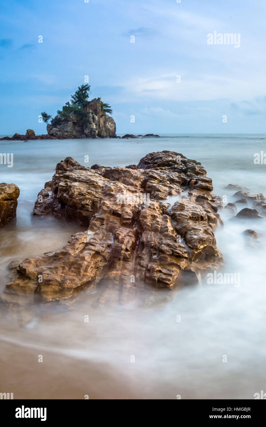 Pantai kemasik beach hi-res stock photography and images - Alamy
