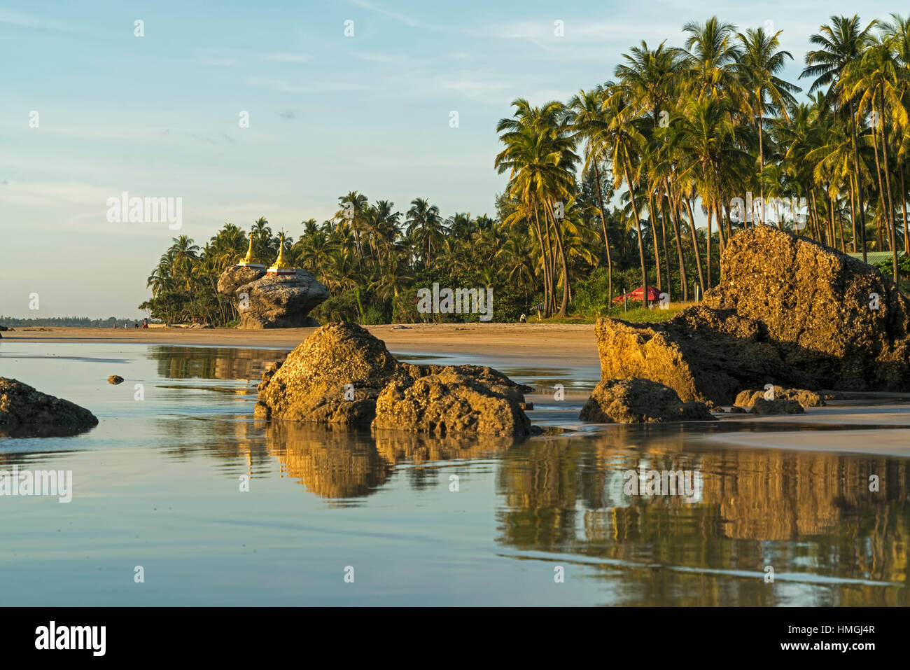 Sandstrand von Ngwe Saung, Myanmar, Asien | sandy beach, Ngwesaung ...