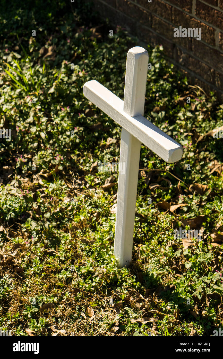 Small White Cross Stock Photo - Alamy