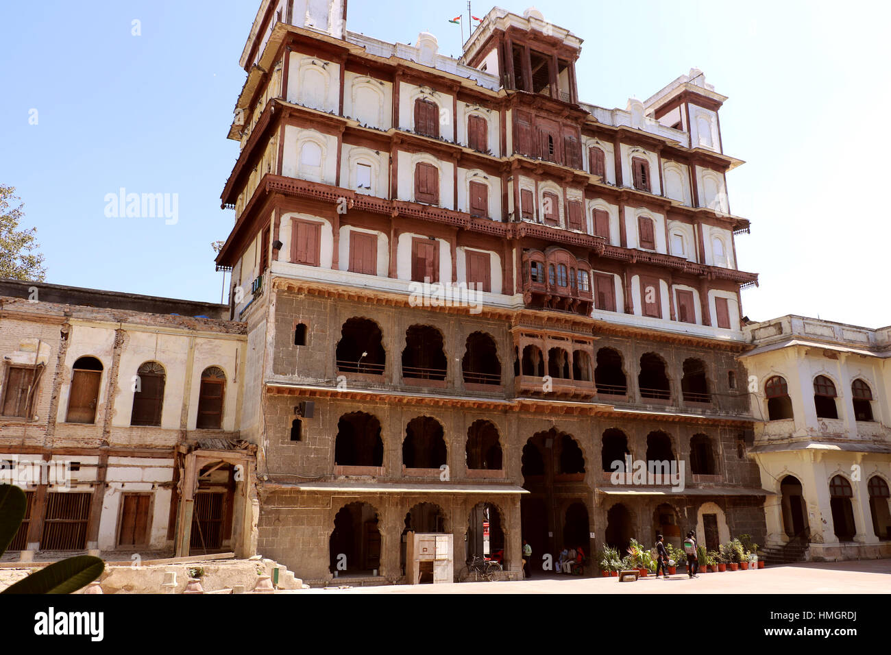 Rajwada is a historical palace in Indore city. Historic Architecture ...