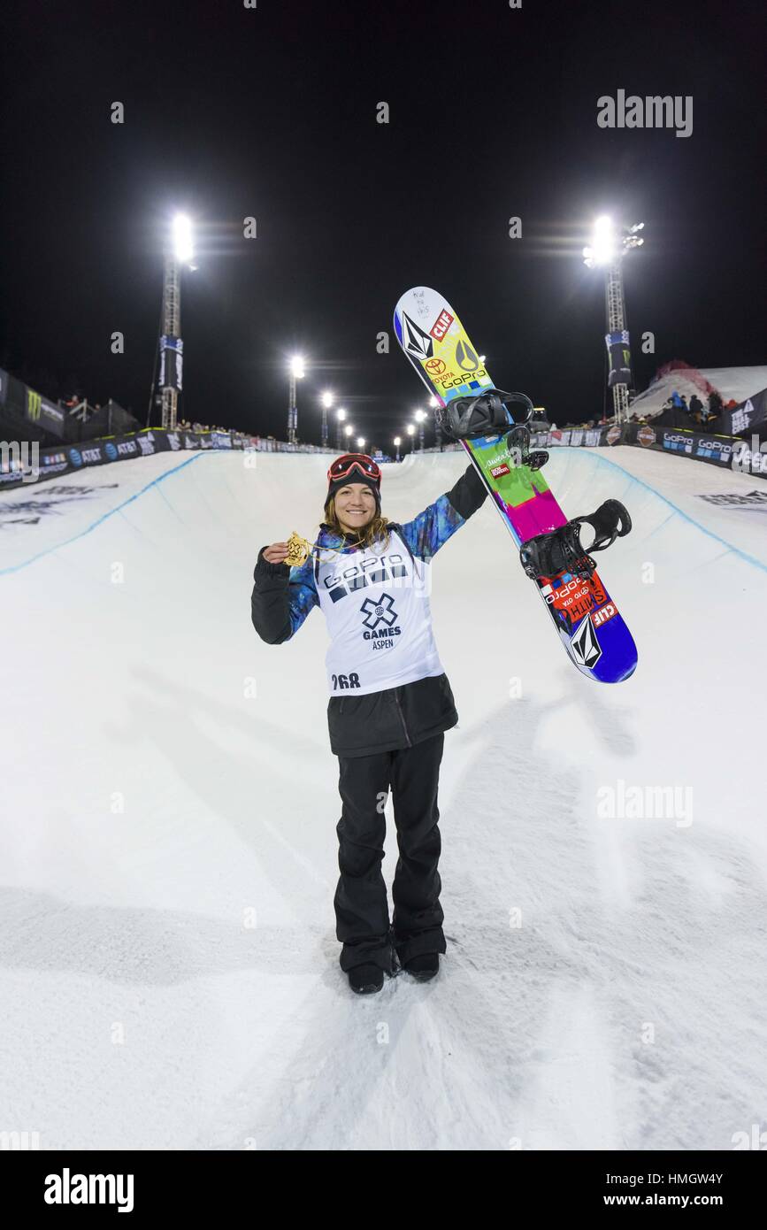 Elena Hight Snowboarding