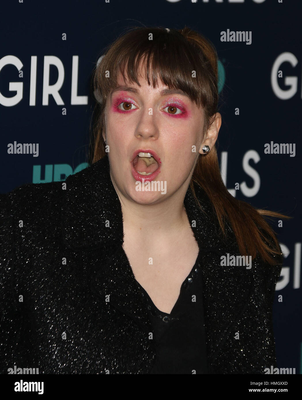 Lena dunham girls season 2 hi-res stock photography and images - Alamy
