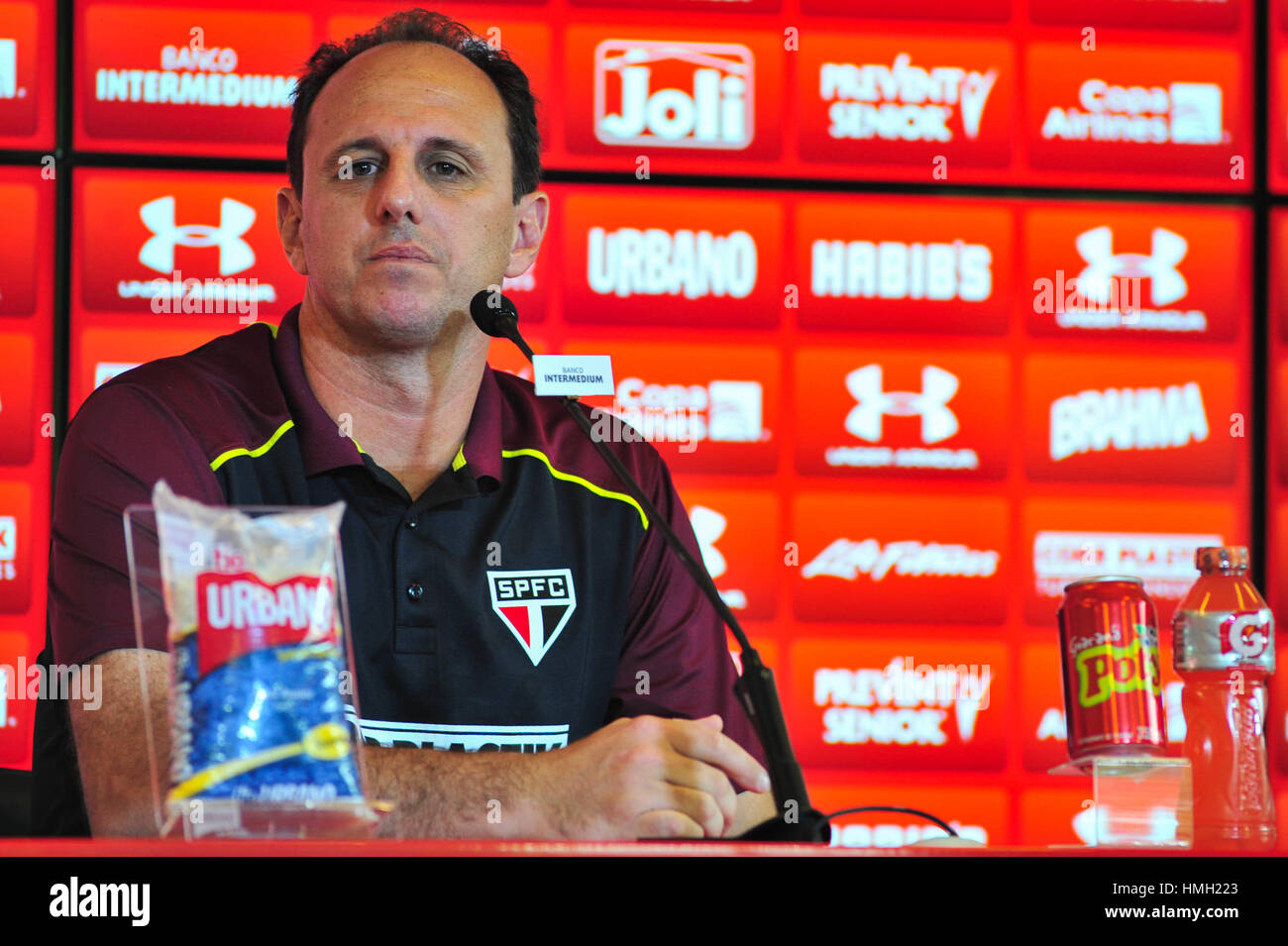 SÃO PAULO, SP - 03.02.2017: TREINO DO SPFC - Rogério Ceni during ...