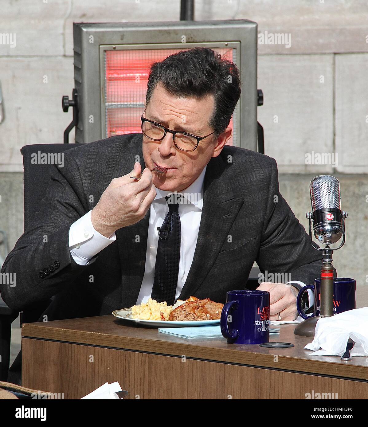 New York, USA. 3rd Feb, 2017. Stephen Colbert eats a plate of comfort ...