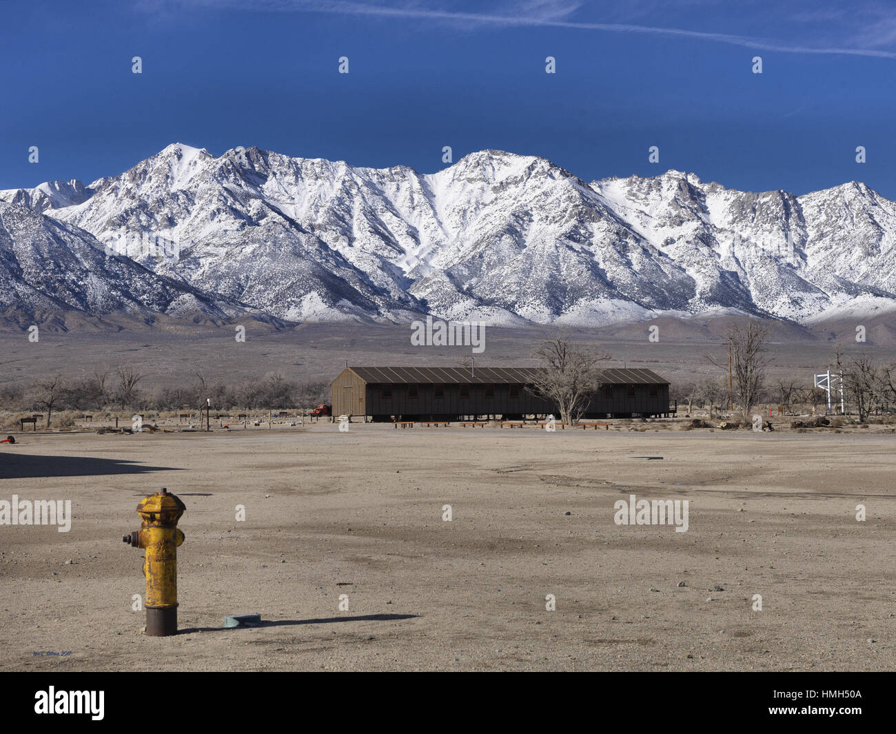Manzanar war relocation camp hi-res stock photography and images - Alamy