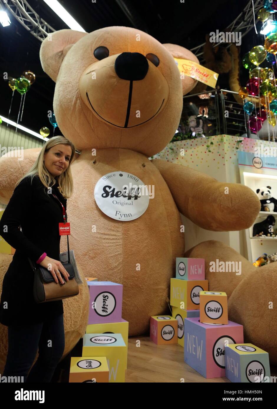 Nuremberg, Germany. 3rd Feb, 2017. Photo shows a giant toy bear ...