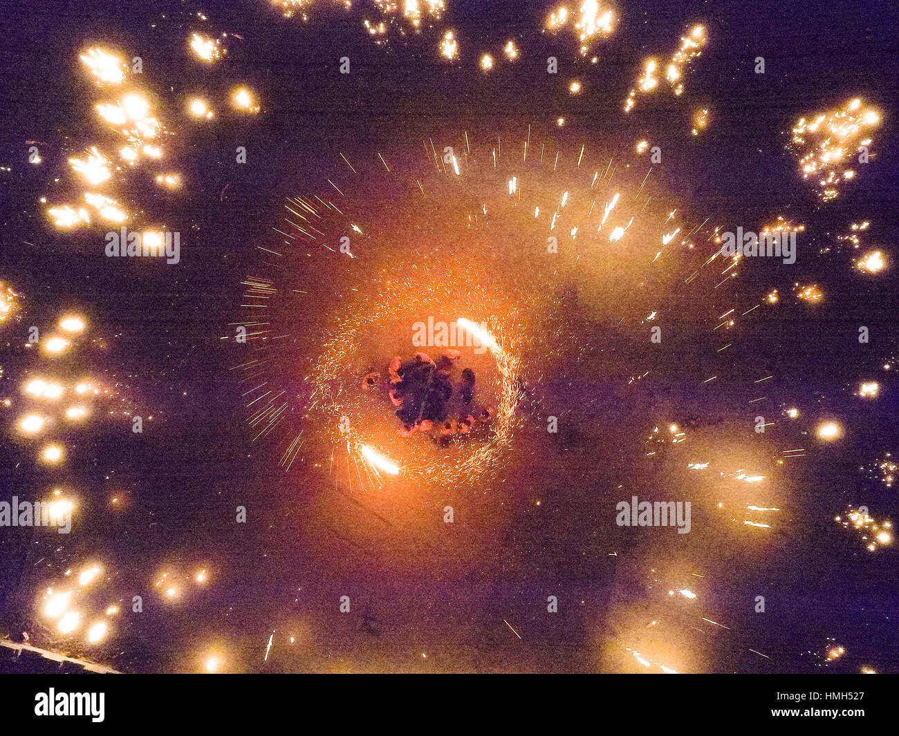 Spray fireworks hi-res stock photography and images - Alamy