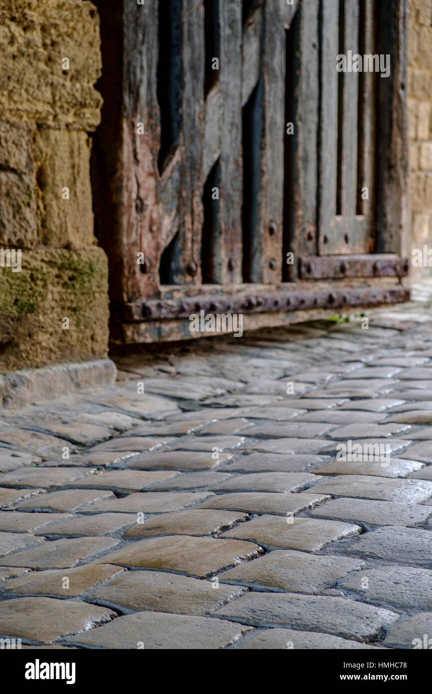 cobbles cobblestone path Stock Photo - Alamy
