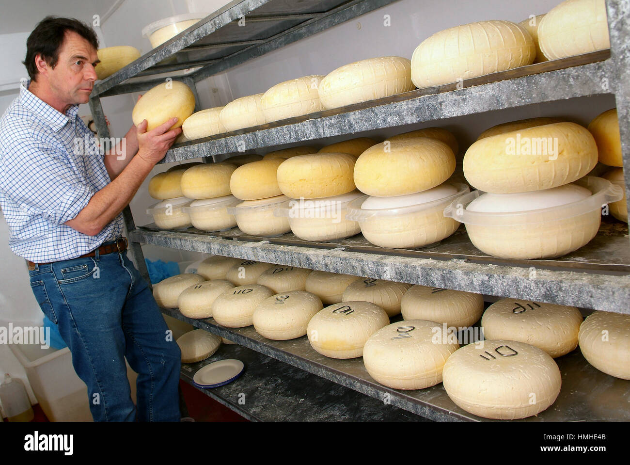 Artisian cheese hi-res stock photography and images - Alamy