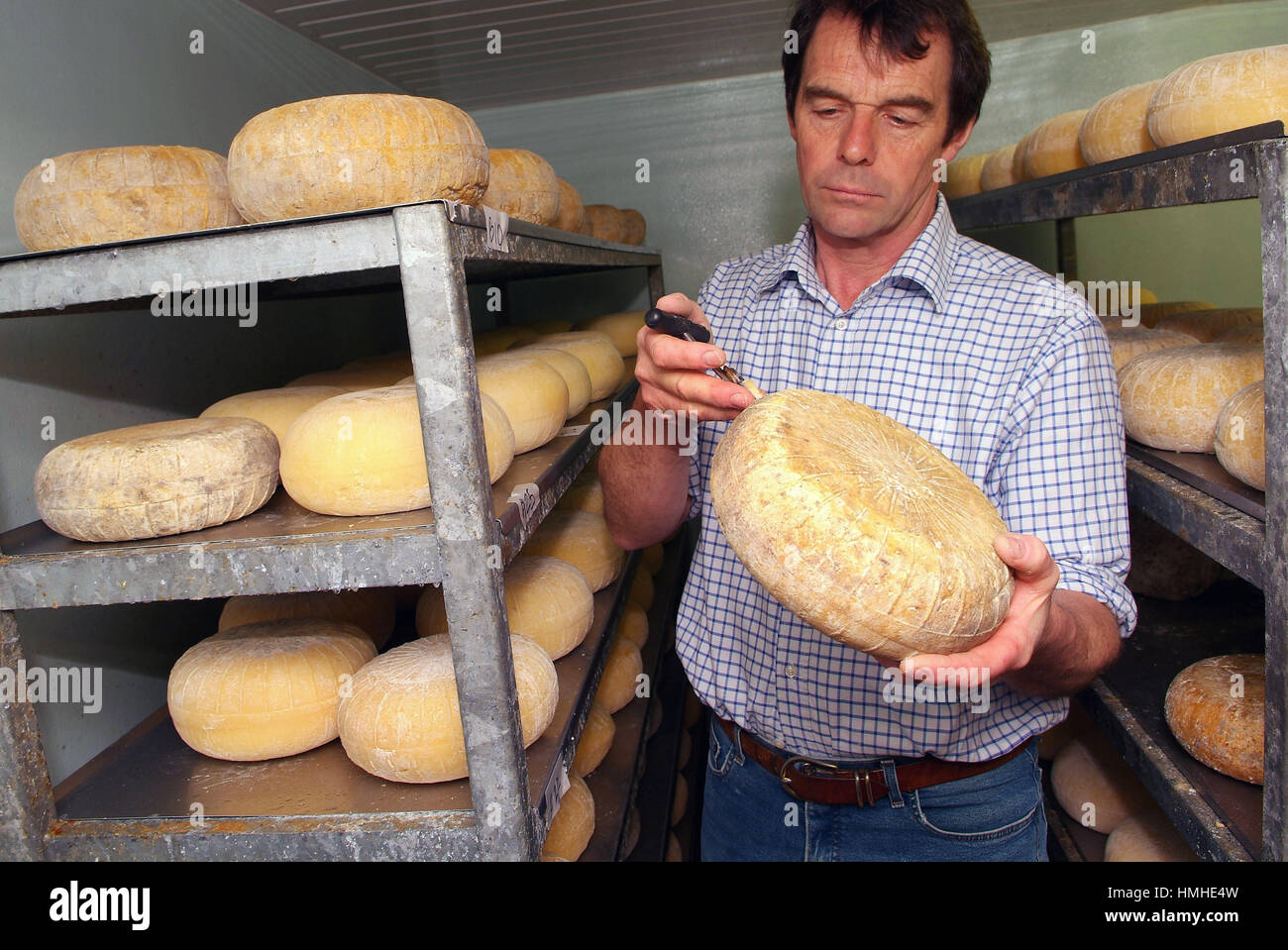 Artisian cheese hi-res stock photography and images - Alamy