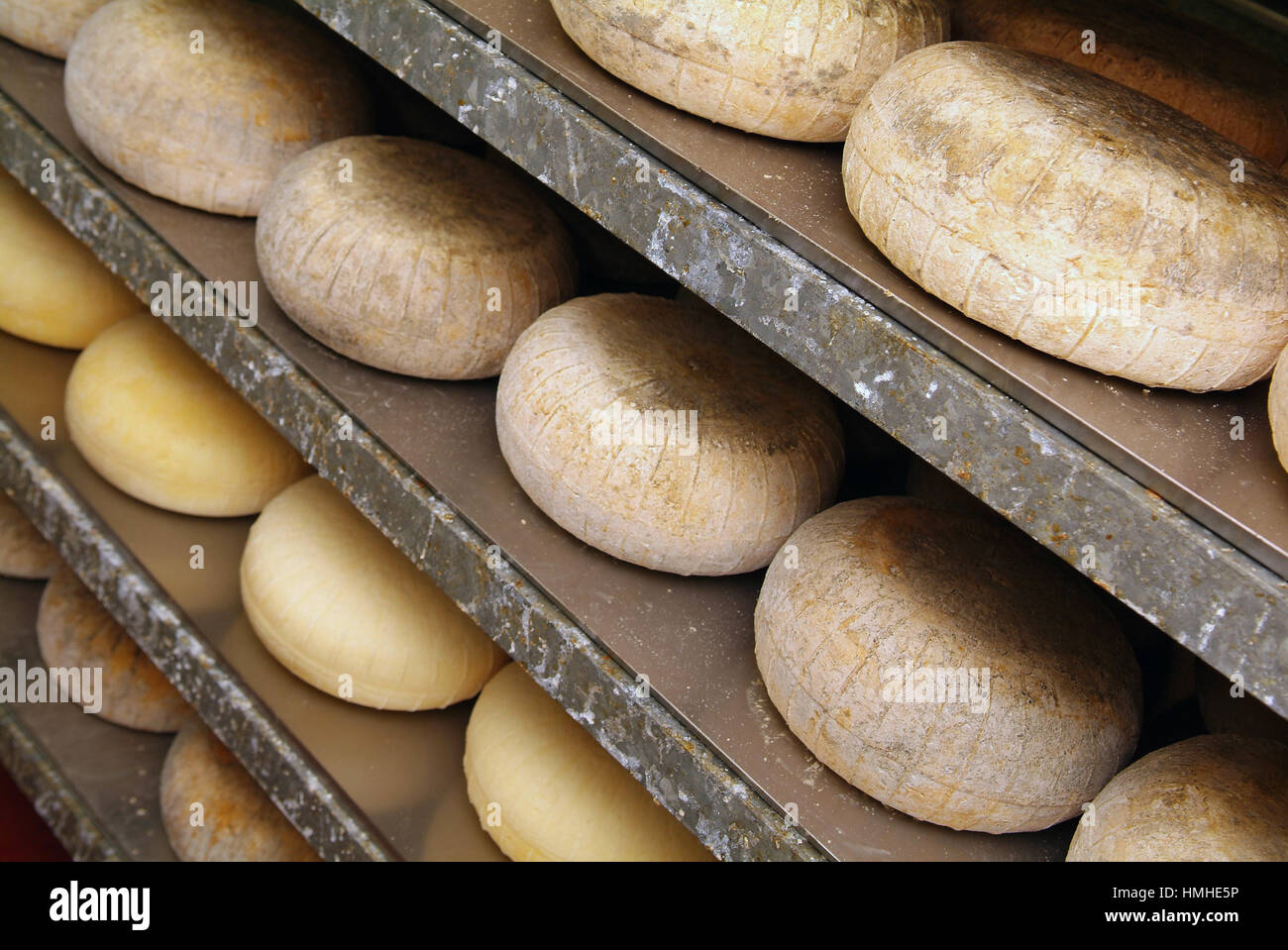 Artisian cheese hi-res stock photography and images - Alamy