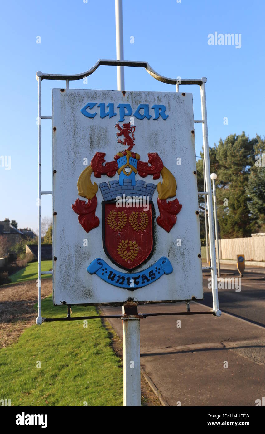 Cupar fife street hi-res stock photography and images - Alamy