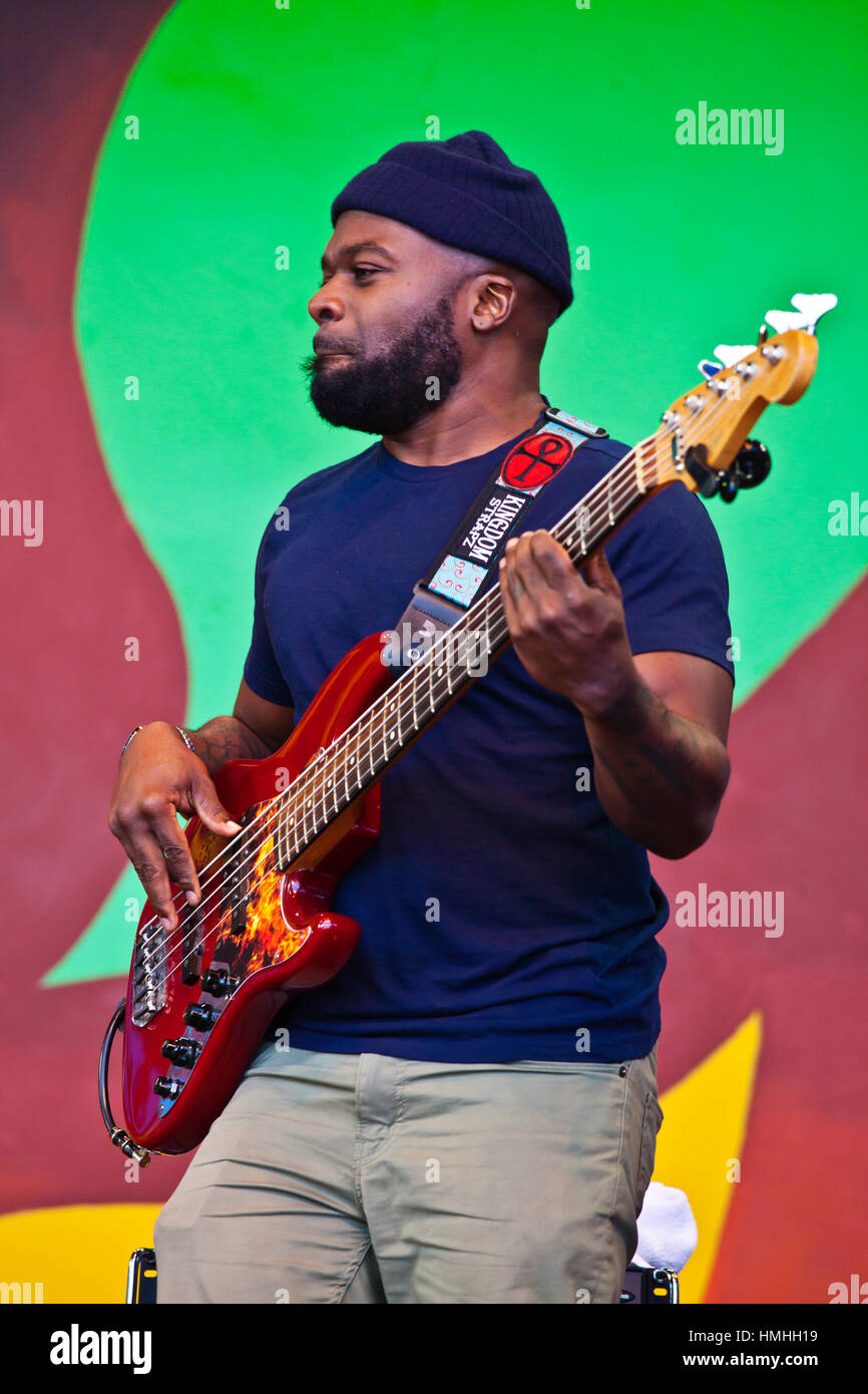 SHARAY REED plays base with CORY HENRY and the FUNK APOSTLES at the ...
