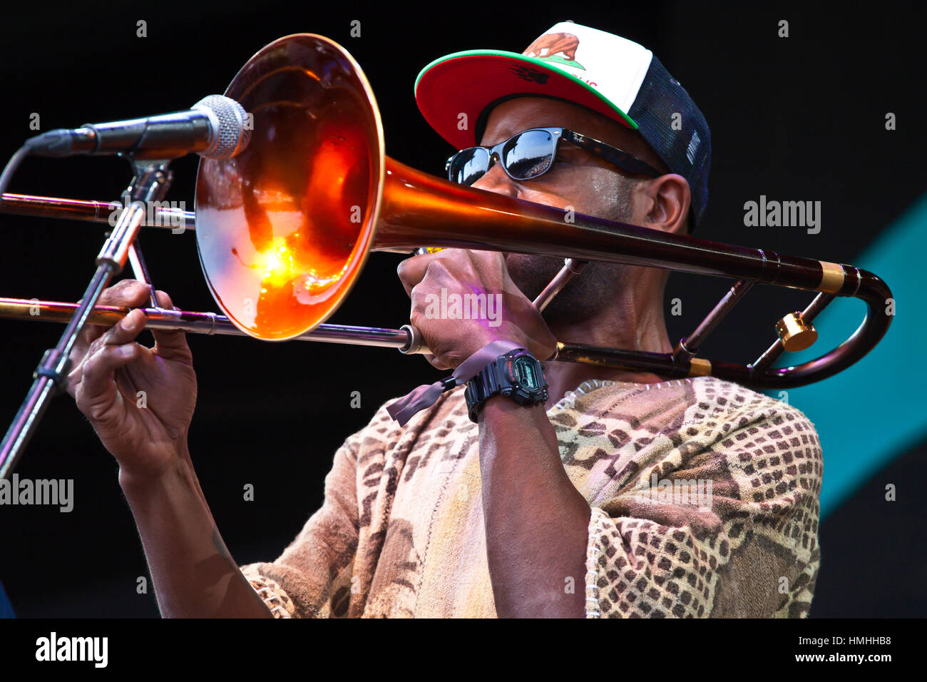 Horn band hi-res stock photography and images - Alamy