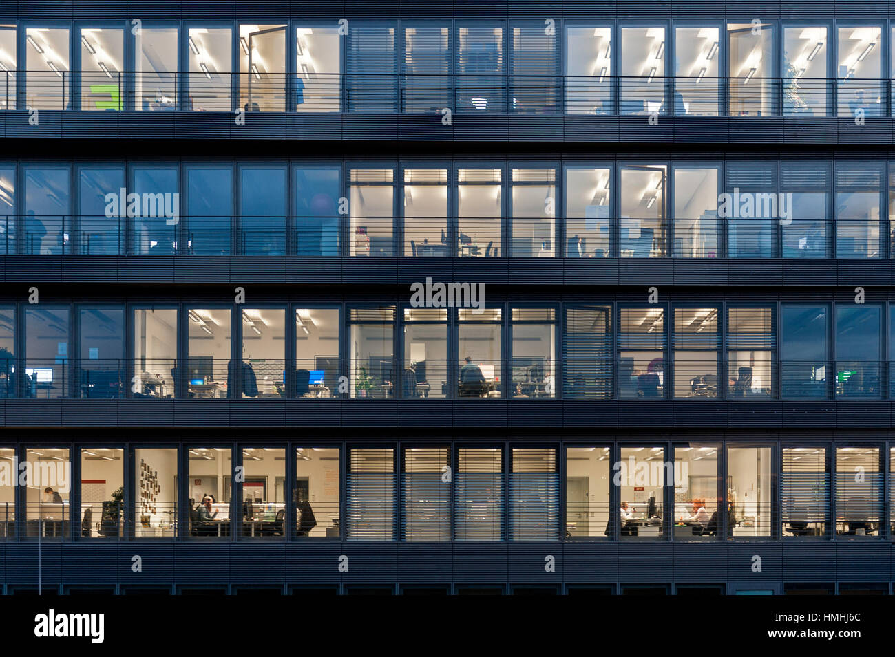 Office building facade hi-res stock photography and images - Alamy