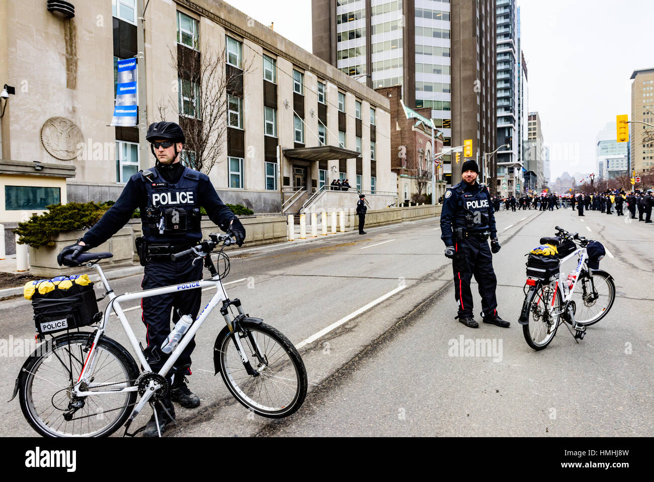 Toronto, CAN., 21 Jan 2017 - Toronto Police stand guard outside the ...