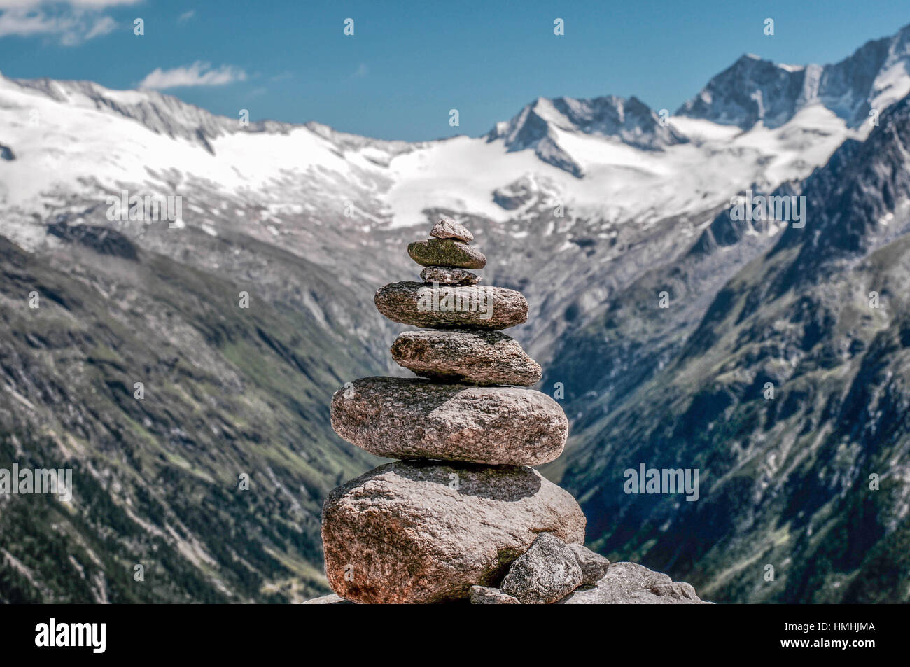 Pile of rocks balancing Stock Photo - Alamy